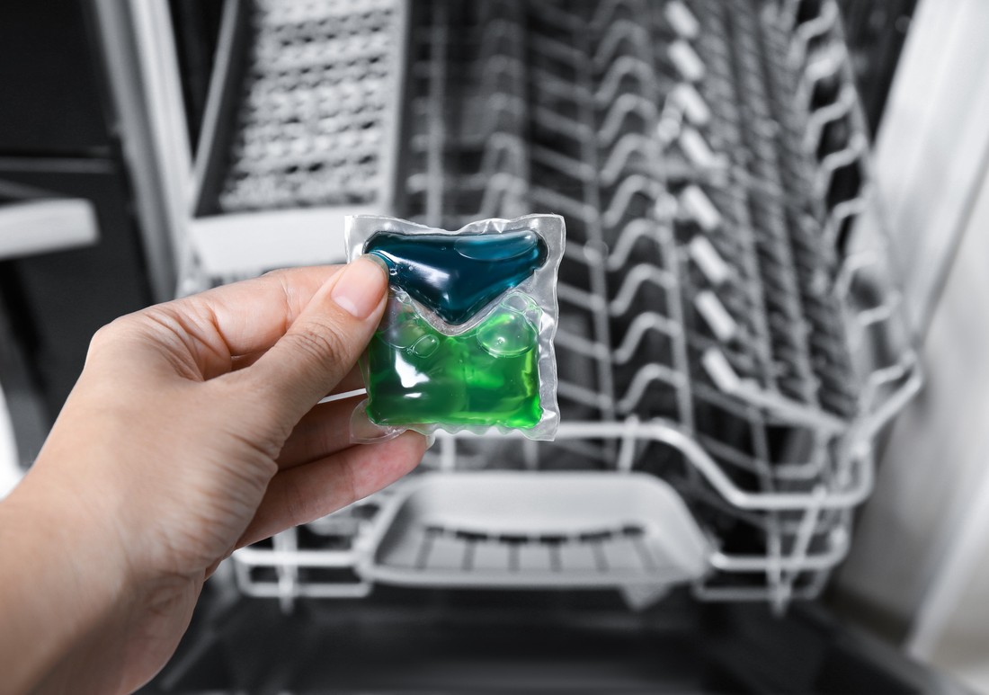 How to Properly Clean Your Dish Rack | Kitchen Institute